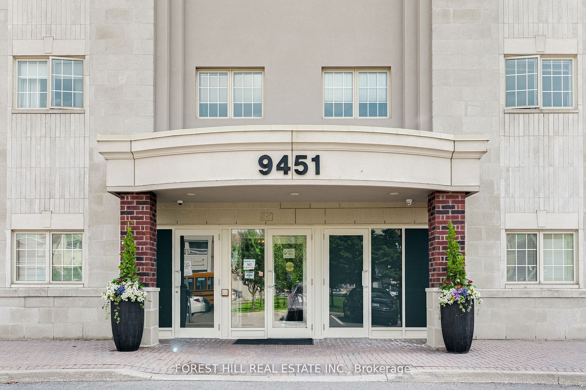 308 - 9451 Jane St, Maple | Leased, N8405488 | Condos.ca