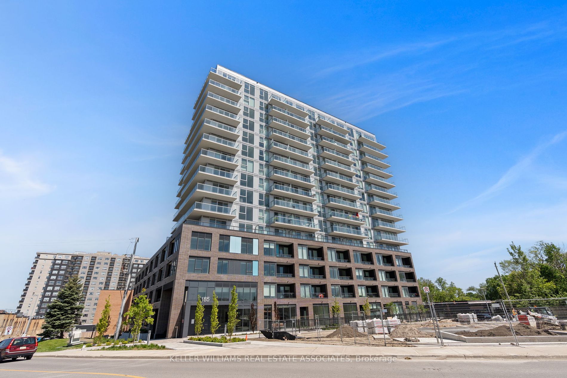 203 - 185 Deerfield Rd, Newmarket | Leased, N9229763 | Condos.ca