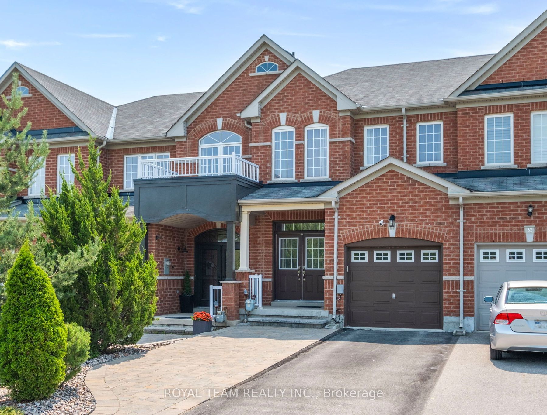 60 White Beach Cres, Maple | For Sale @ $1,278,000 | Property.ca