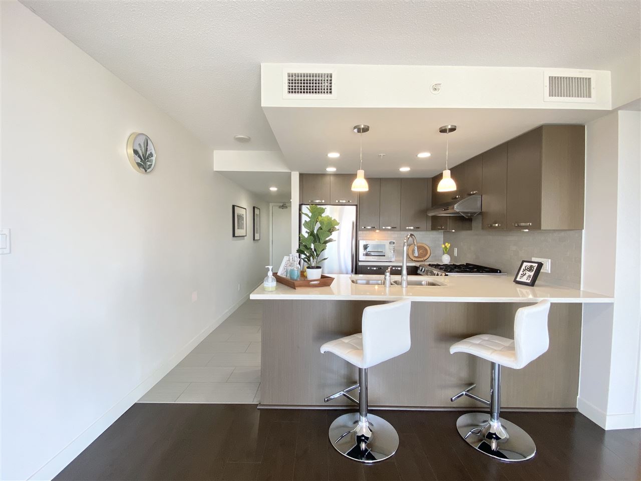 1507 - 6888 COONEY ROAD, Richmond | Sold, R2477631 | Condos.ca