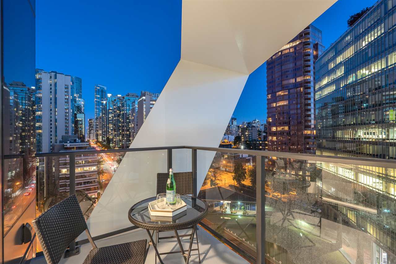 1304 - 620 CARDERO STREET, Vancouver | Terminated, R2492949 | Condos.ca