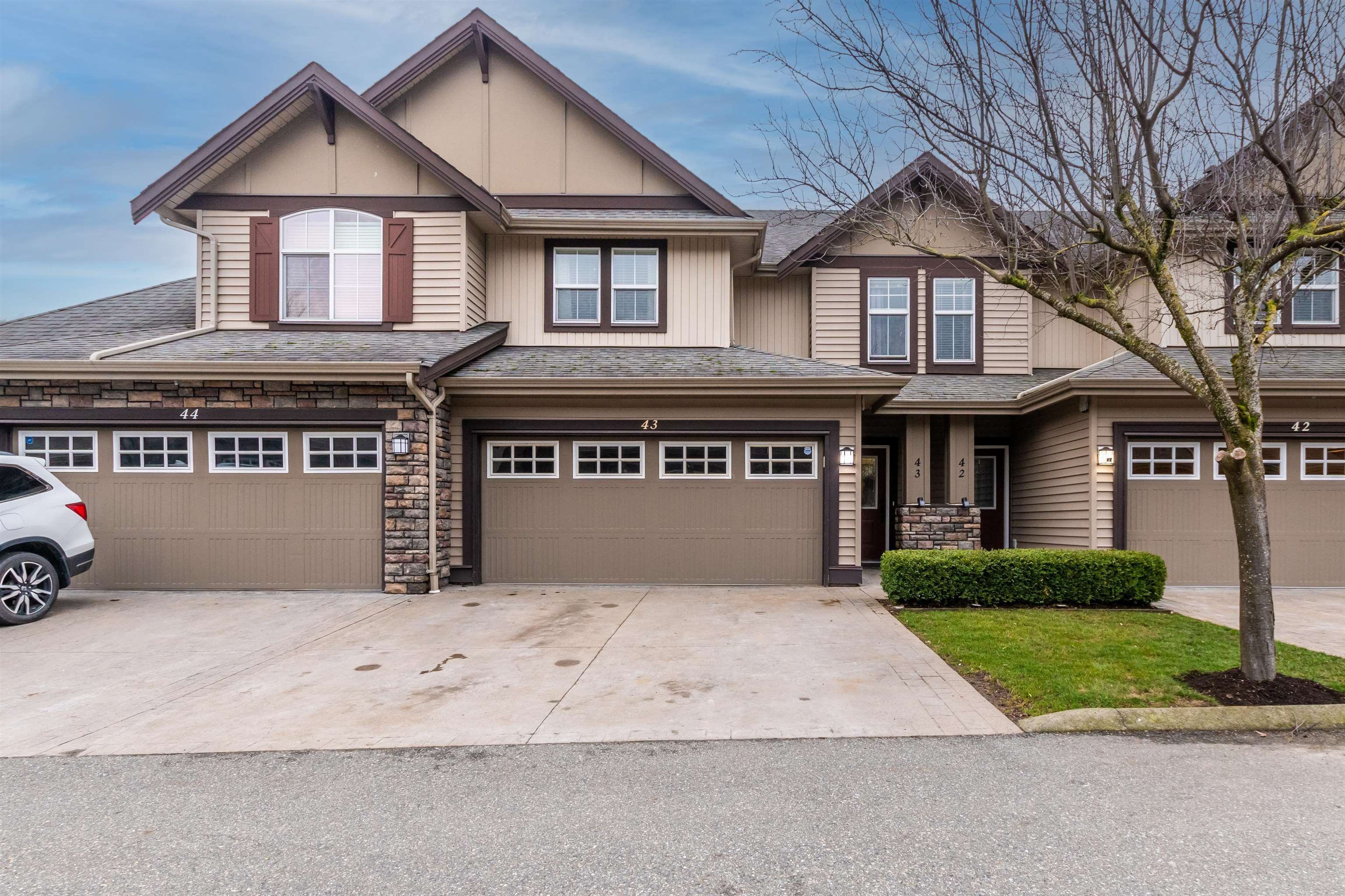 43 - 6577 SOUTHDOWNE PLACE, Chilliwack | Sold, R2748558 | Property.ca