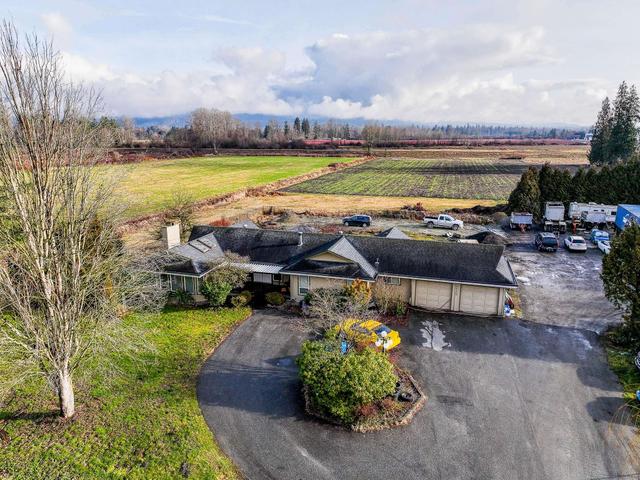 210 210 Street, Maple Ridge, BC | Condos.ca