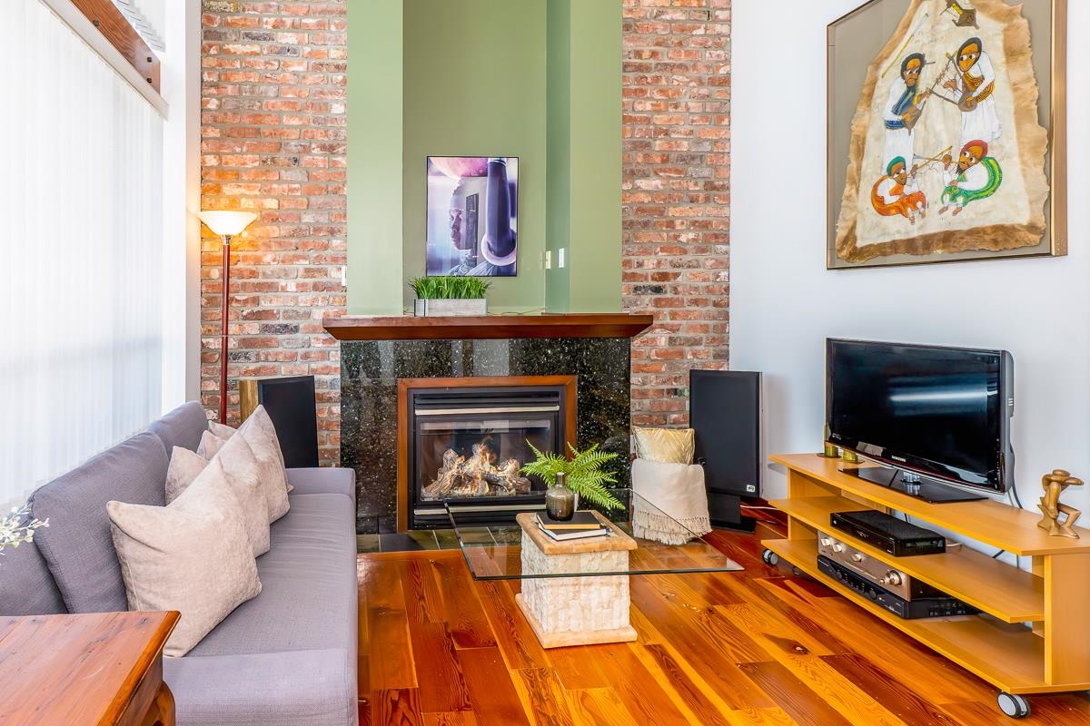 409 - 7 RIALTO COURT, New Westminster | Terminated, R2778730 | Condos.ca