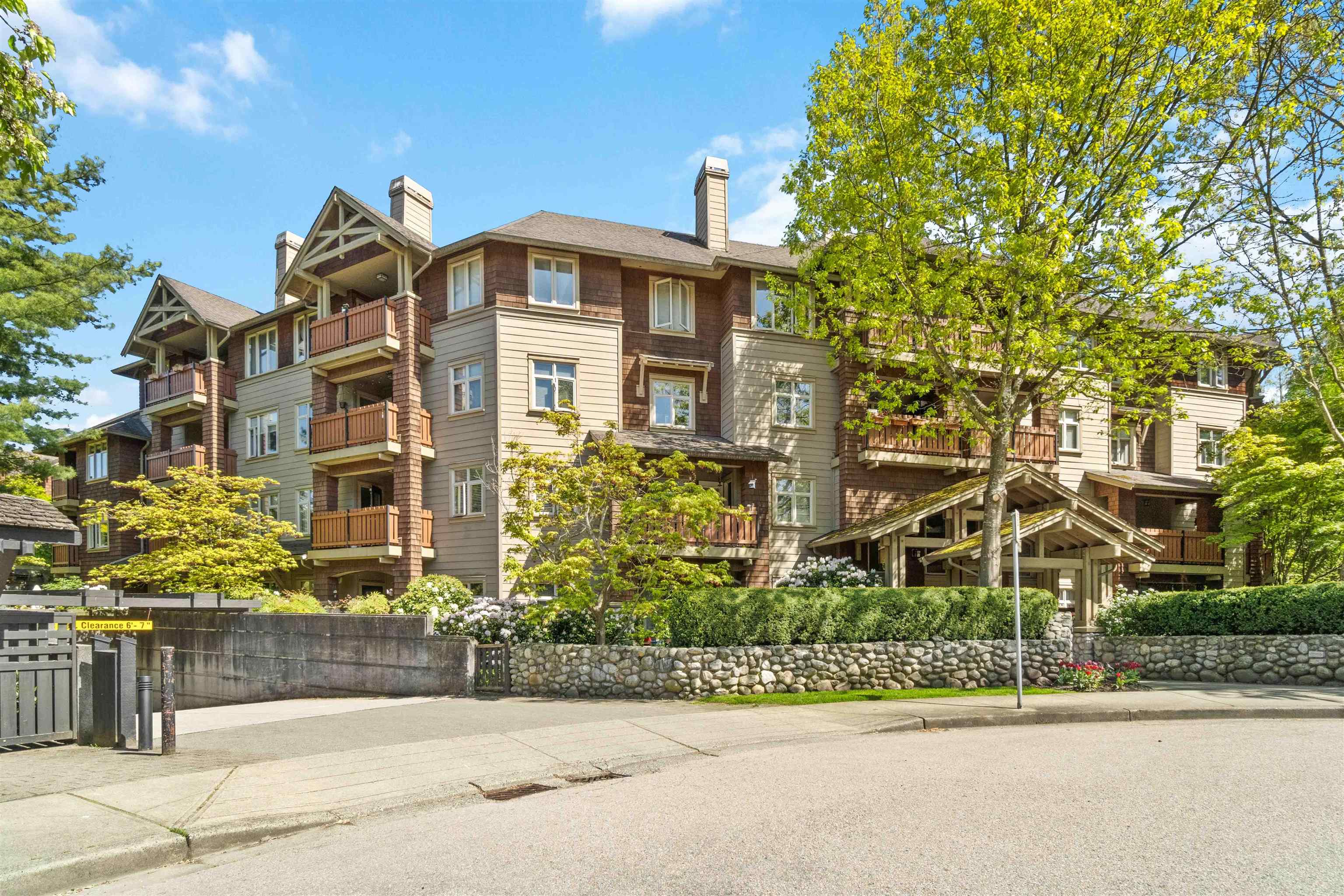 105 - 18 SMOKEY SMITH PLACE, New Westminster | Terminated, R2787583 ...