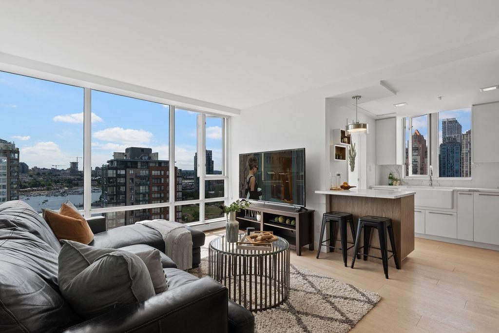 2001 - 1201 MARINASIDE CRESCENT, Vancouver | Sold, R2799909 | Condos.ca