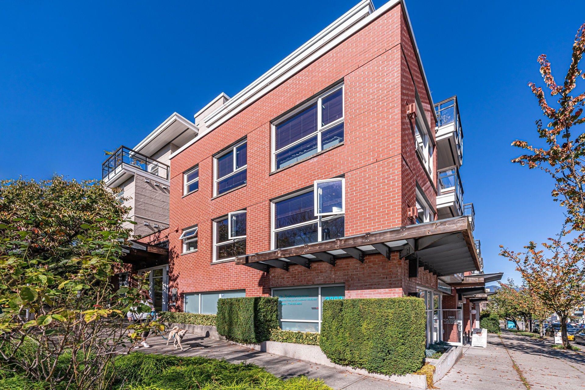 201 - 3611 W 18TH AVENUE, Vancouver | Terminated, R2822934 | Condos.ca