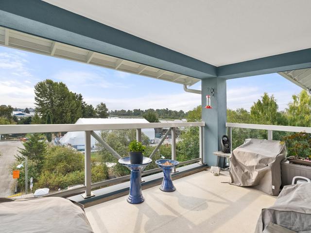 423 - 12931 RAILWAY AVENUE, Richmond | For Sale @ $1,398,800 | Condos.ca