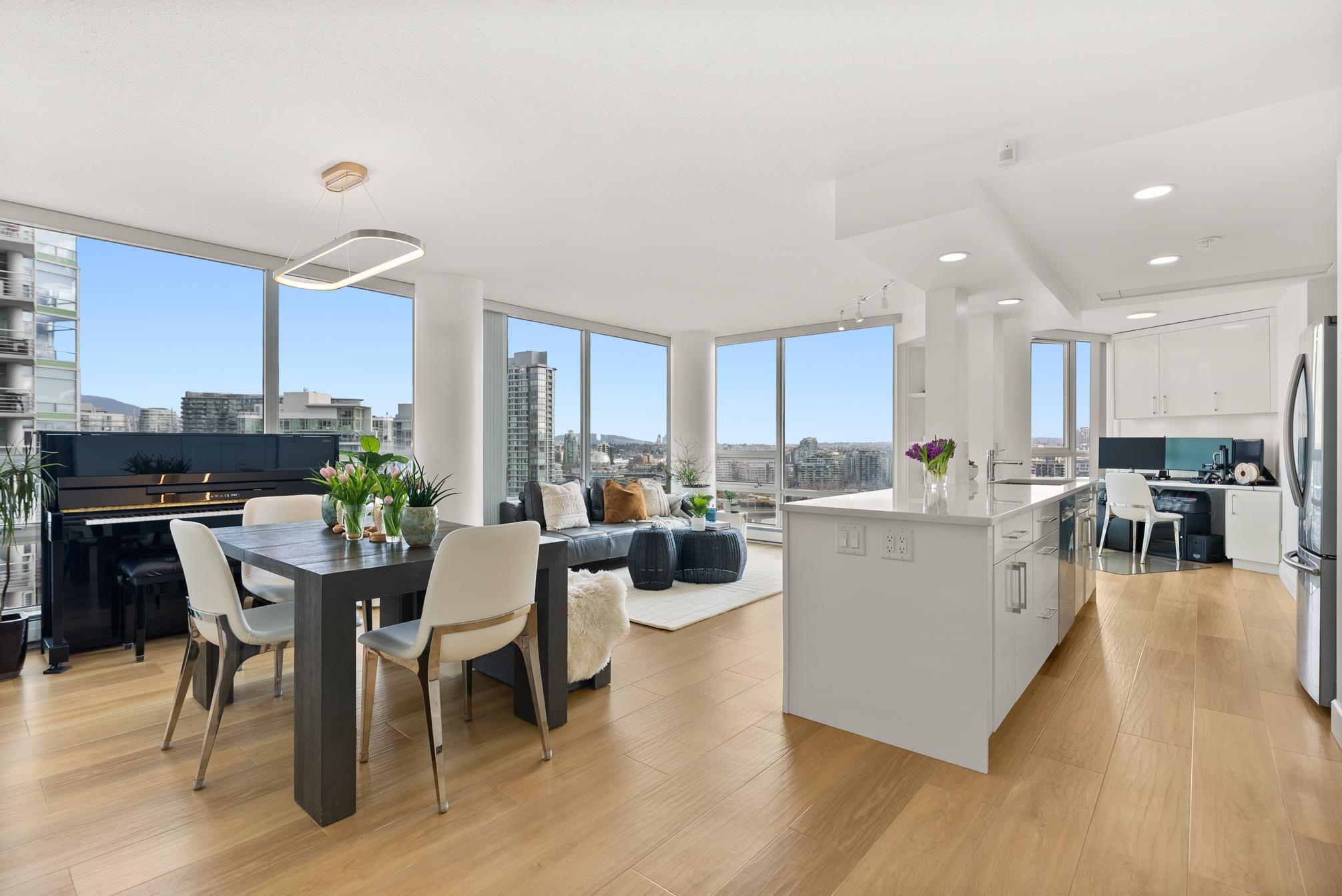 2503 - 1201 MARINASIDE CRESCENT, Vancouver | Terminated, R2862203 ...