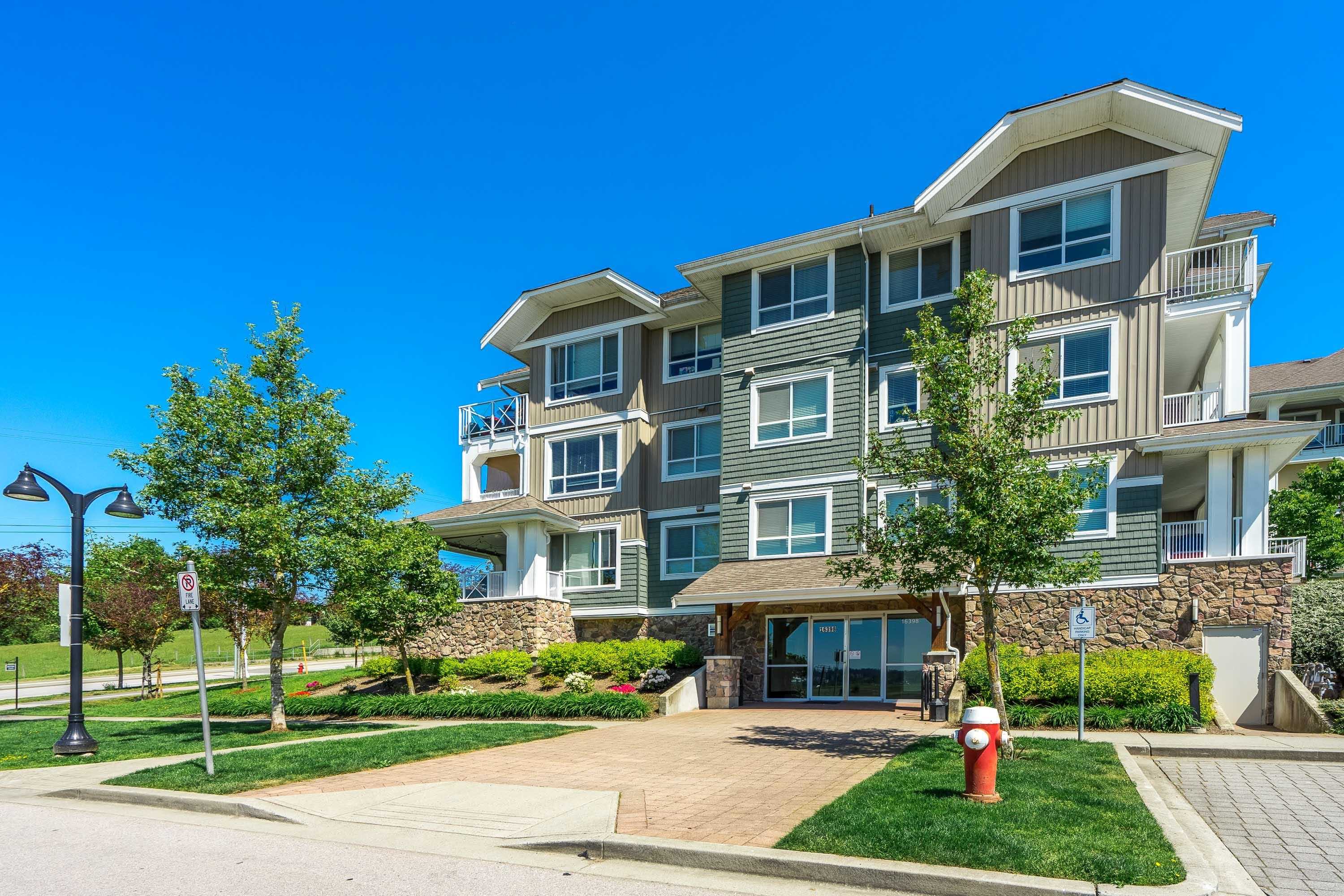 204 - 16398 64 AVENUE, Surrey | For Sale @ $639,900 | Condos.ca