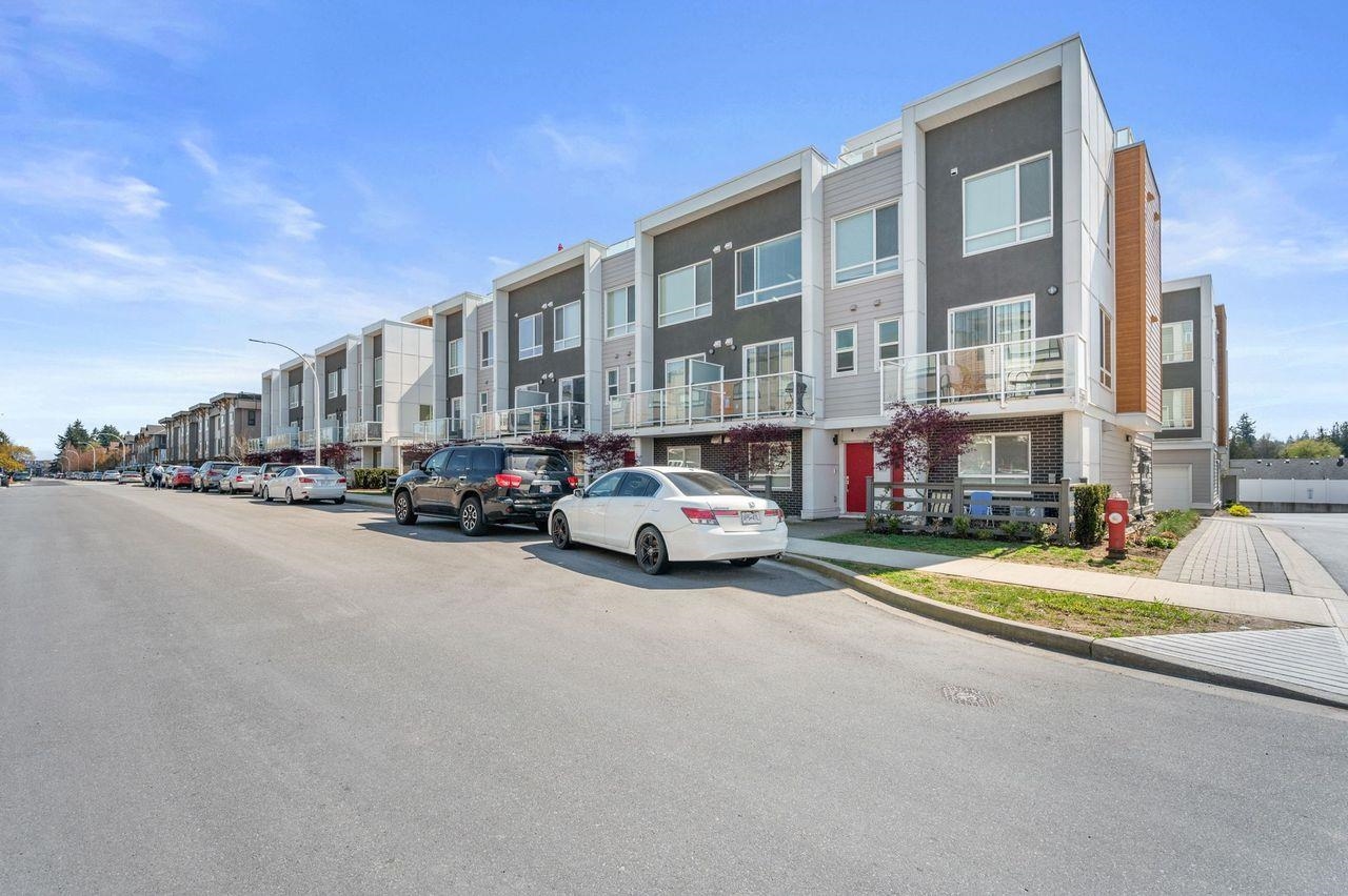 2 - 19628 55A AVENUE, Langley City | For Sale @ $799,800 | Condos.ca