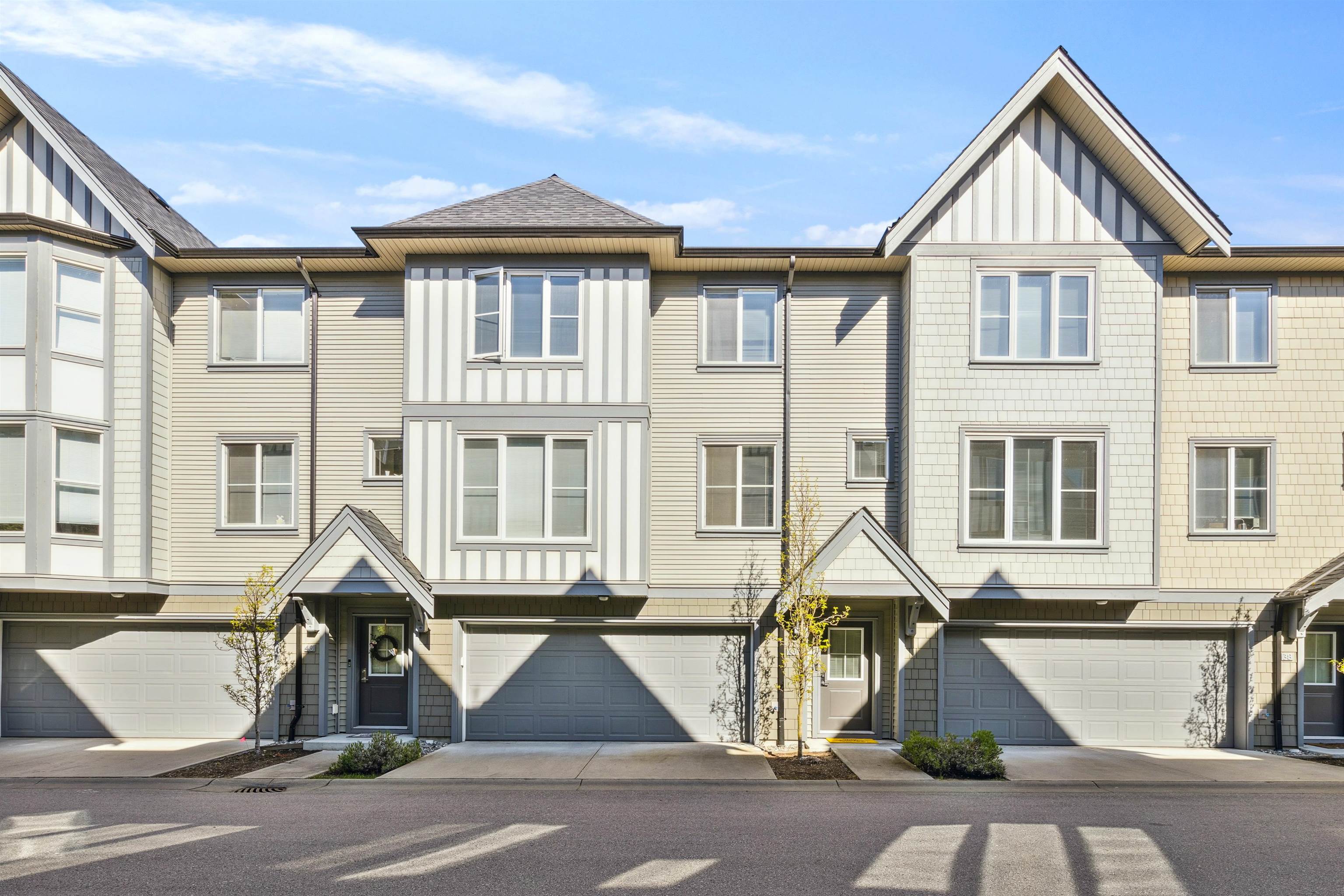 39 - 8050 204 STREET, Langley | For Sale @ $829,880 | Condos.ca
