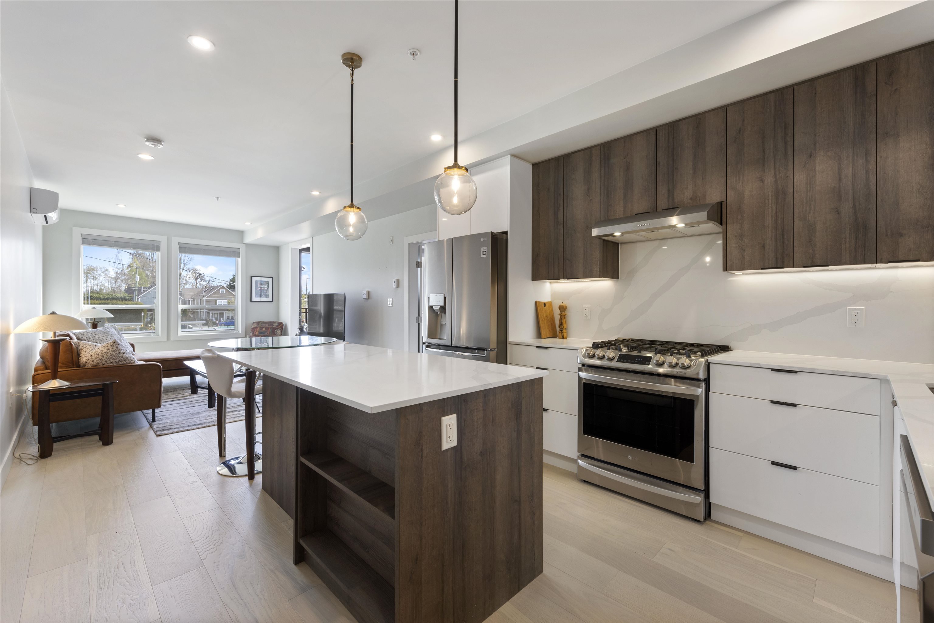 106 - 4686 51 STREET, Delta | Terminated, R2878870 | Condos.ca