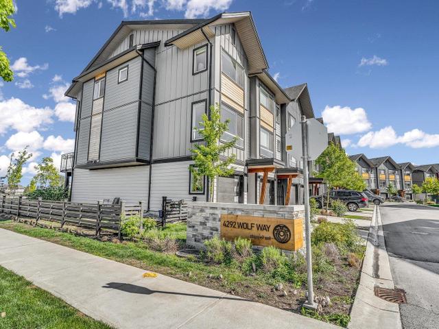 1 - 4292 WOLF WAY, Tsawwassen | For Sale @ $950,000 | Condos.ca