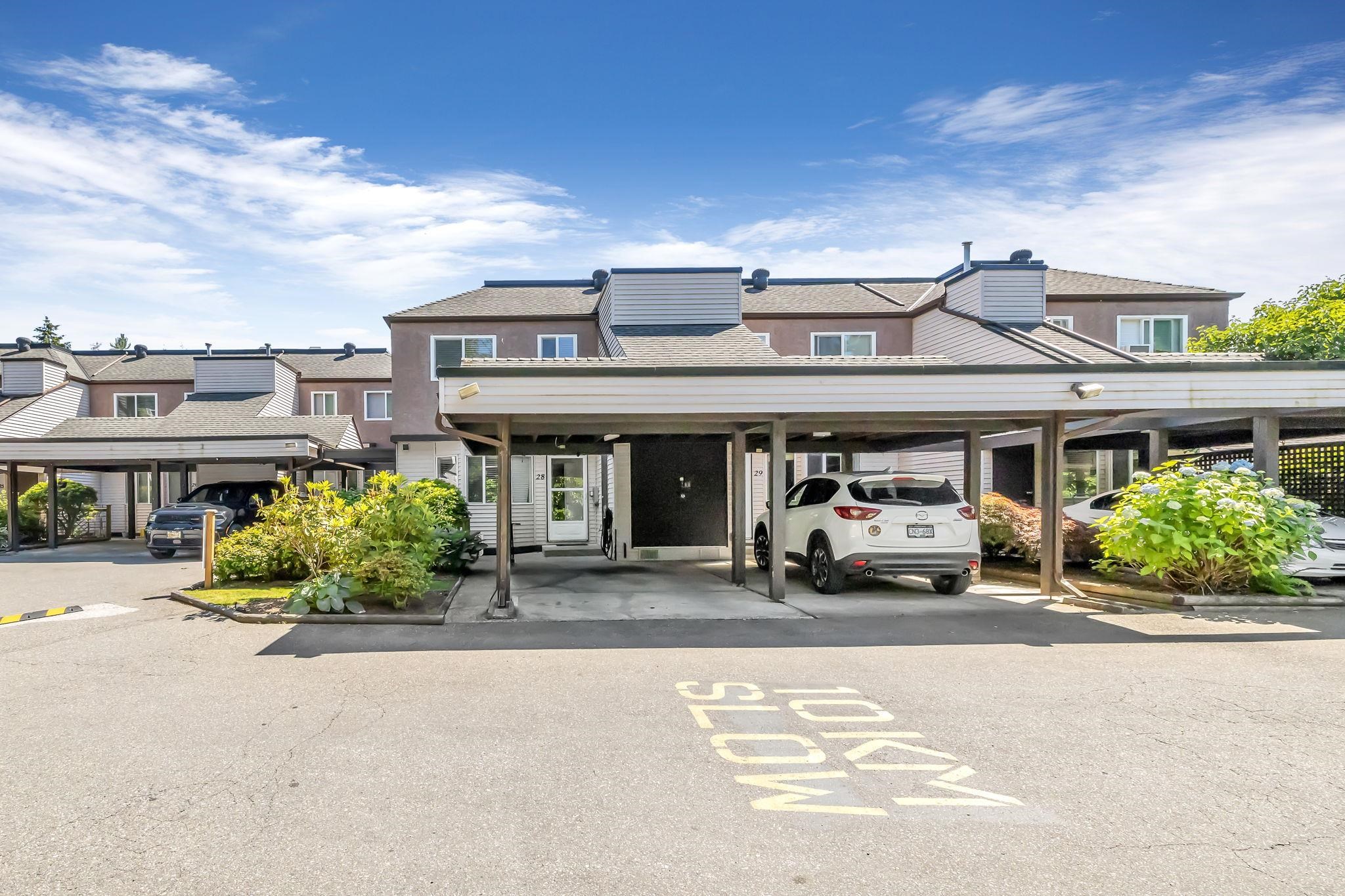 28 - 7525 140 STREET, Surrey | For Sale @ $799,000 | Condos.ca