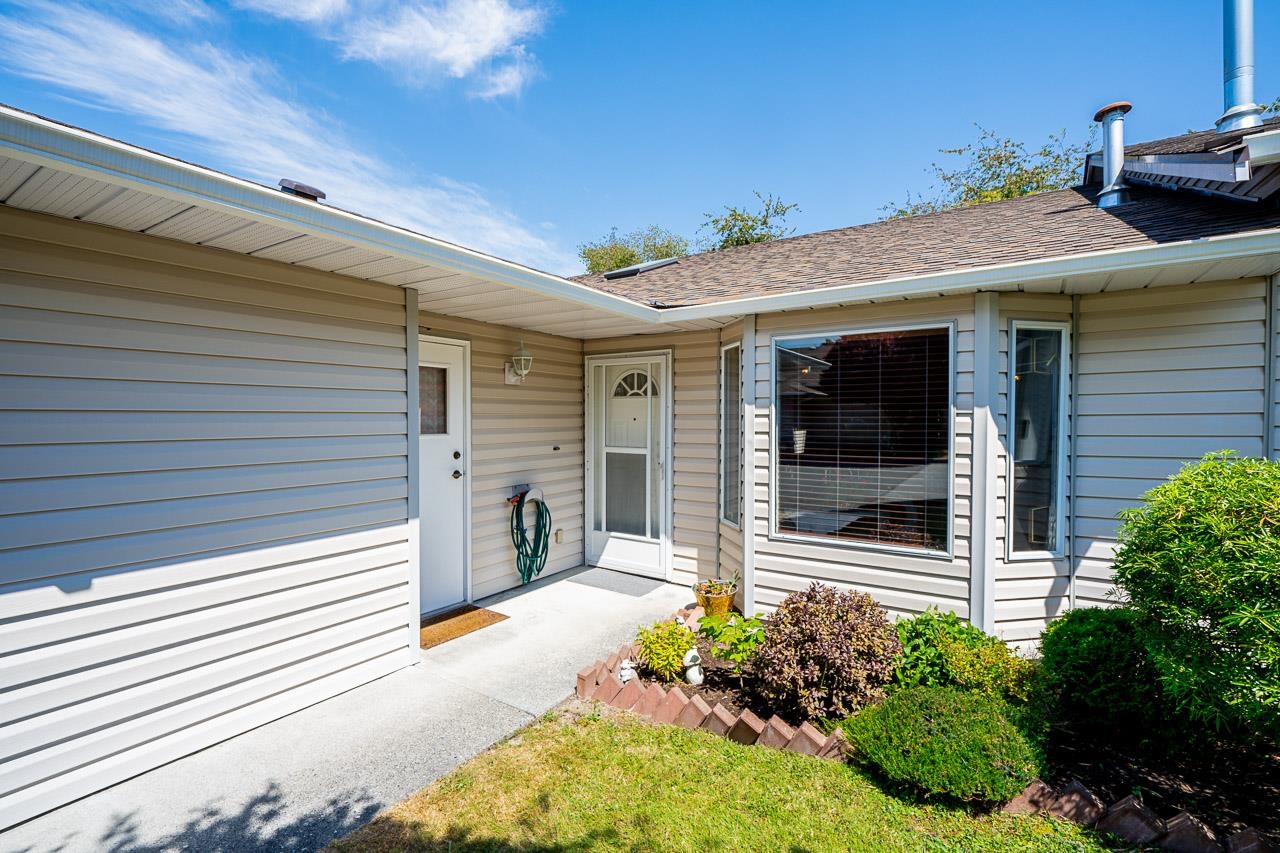 25 - 22308 124 AVENUE, Maple Ridge | For Sale @ $699,999 | Condos.ca