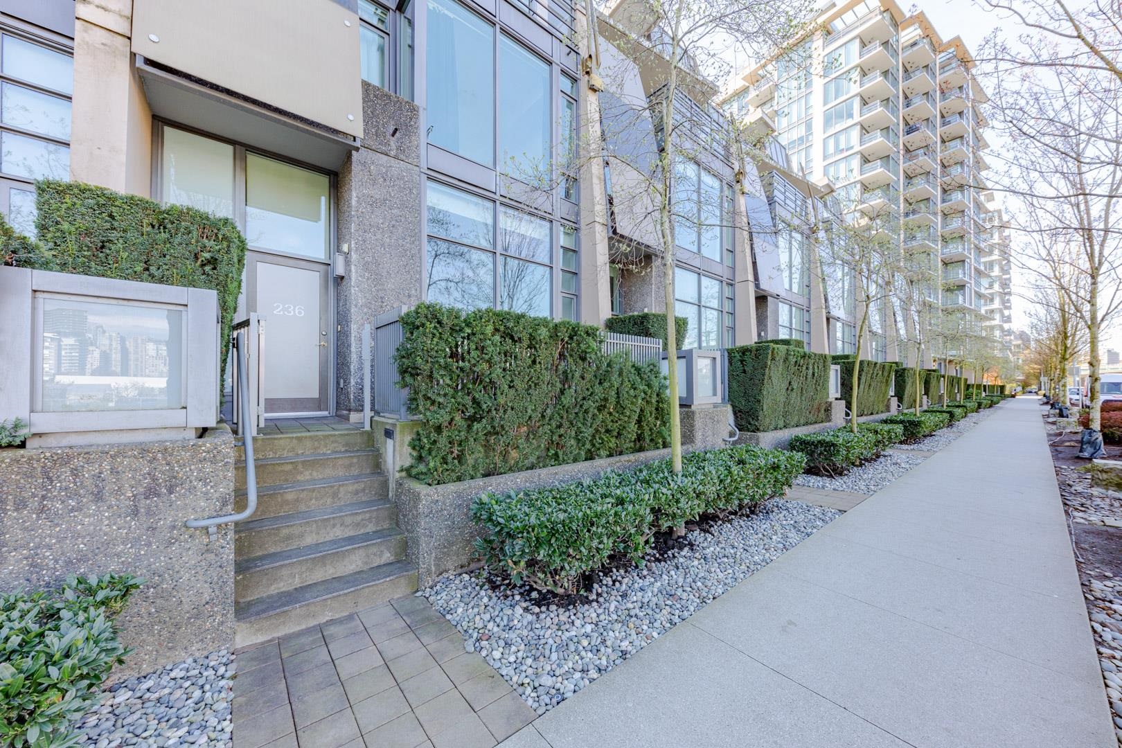 236 W 1ST AVENUE, Vancouver | For Sale @ $1,538,000 | Condos.ca