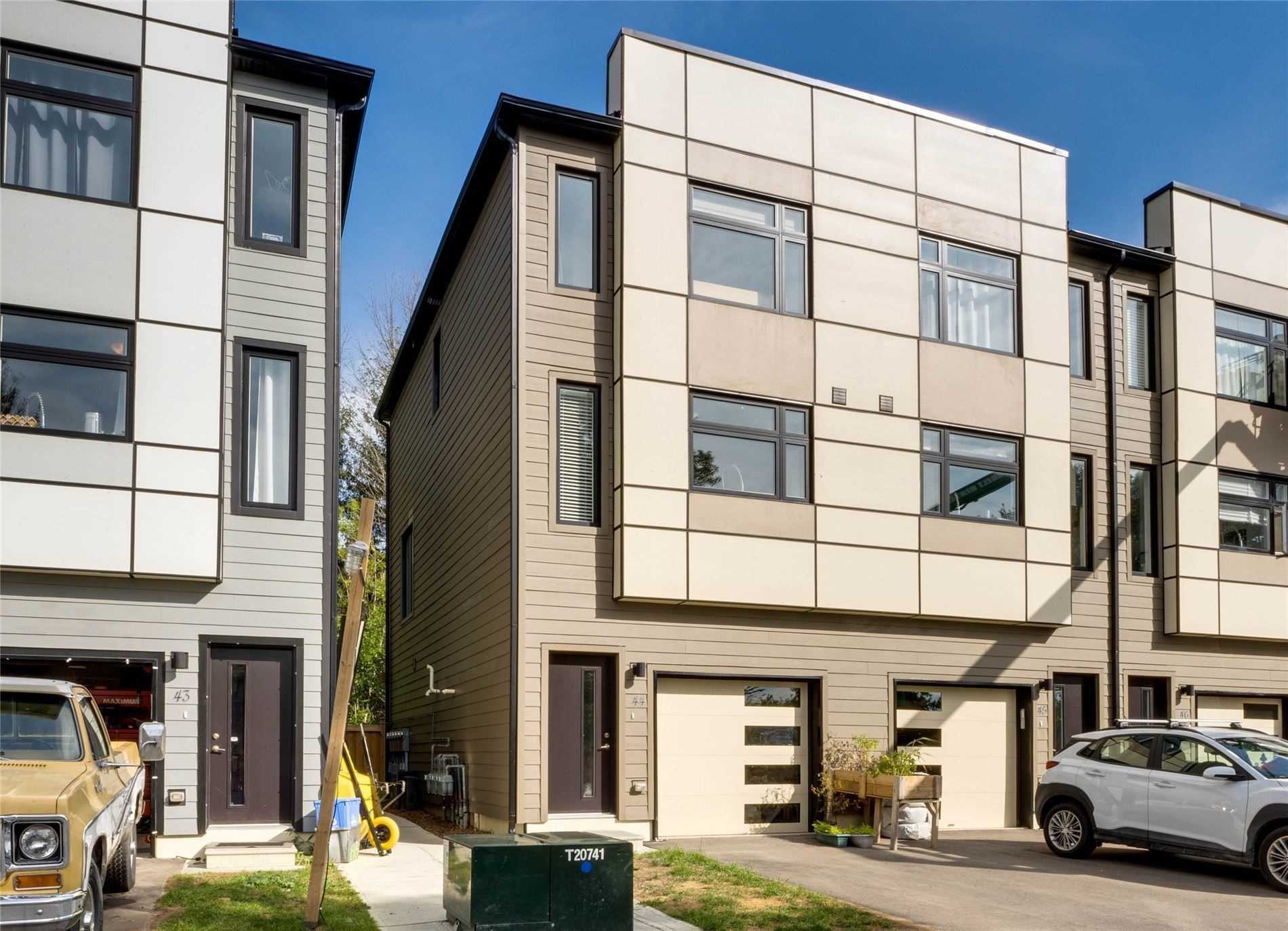 44 - 540 Essa Rd, Barrie | Terminated, S5823349 | Condos.ca