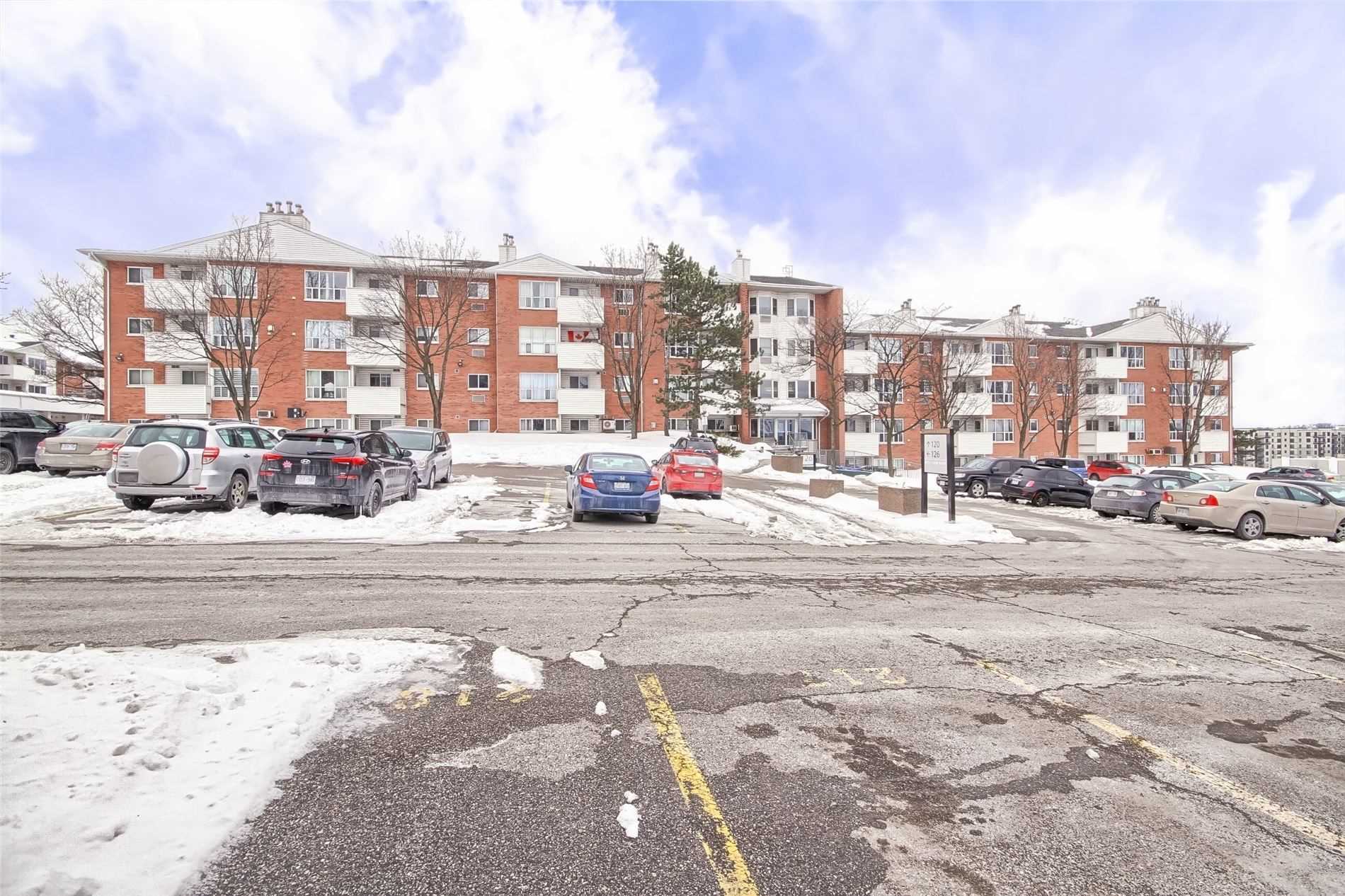 116 - 126 Bell Farm Rd, Barrie | Sold, S5936117 | Condos.ca