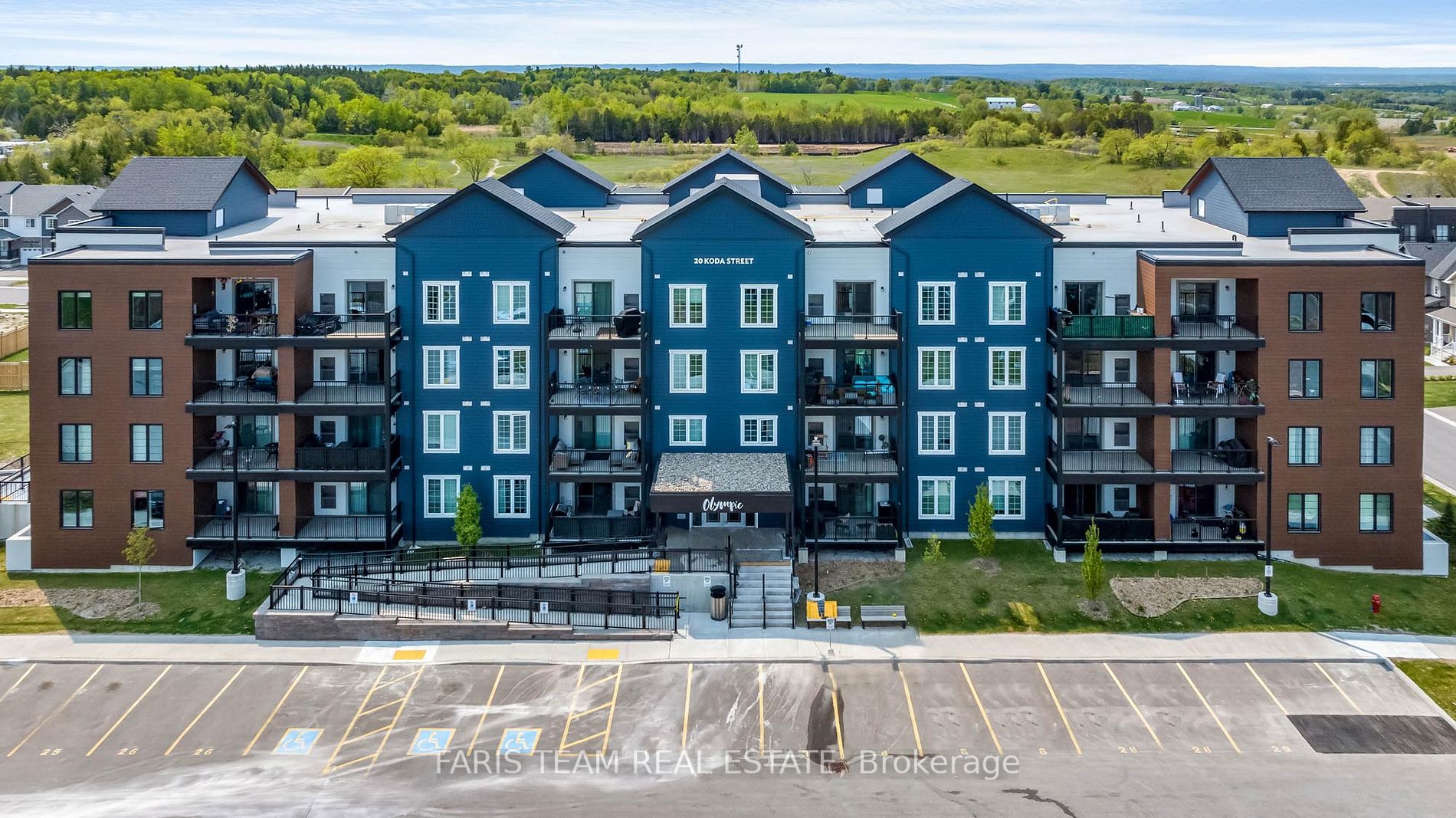 207 - 20 Koda St, Barrie | Terminated, S7053718 | Condos.ca