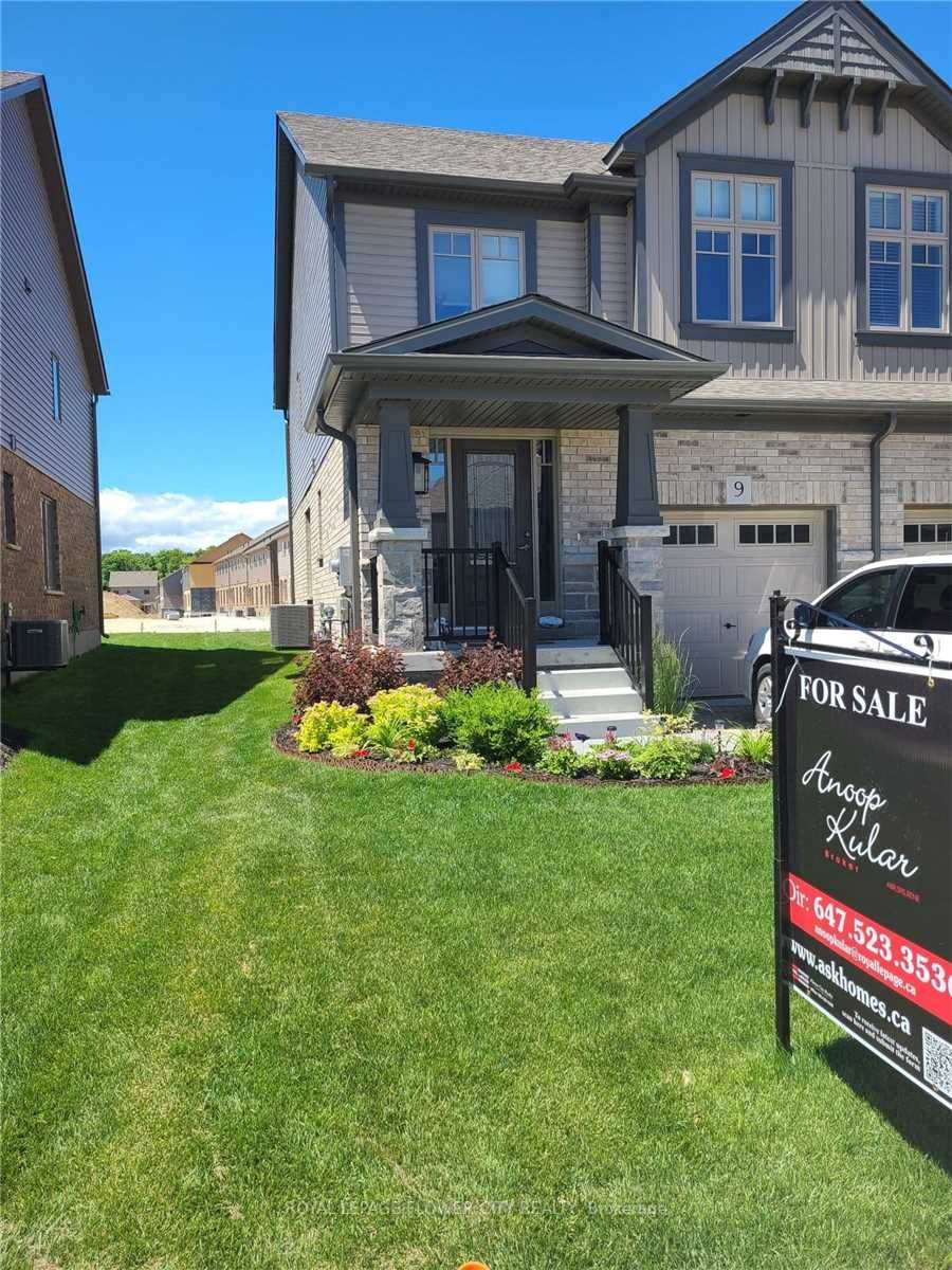 9 Foley Cres, Collingwood | Terminated, S7210516 | Condos.ca