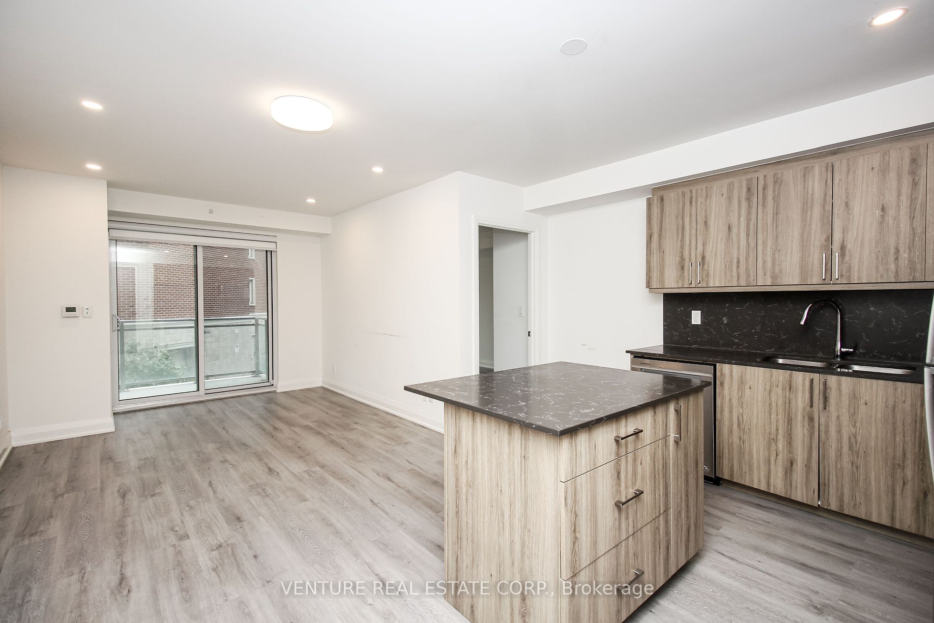 308 - 58 Lakeside Terr, Barrie | Expired, S9370324 | Condos.ca