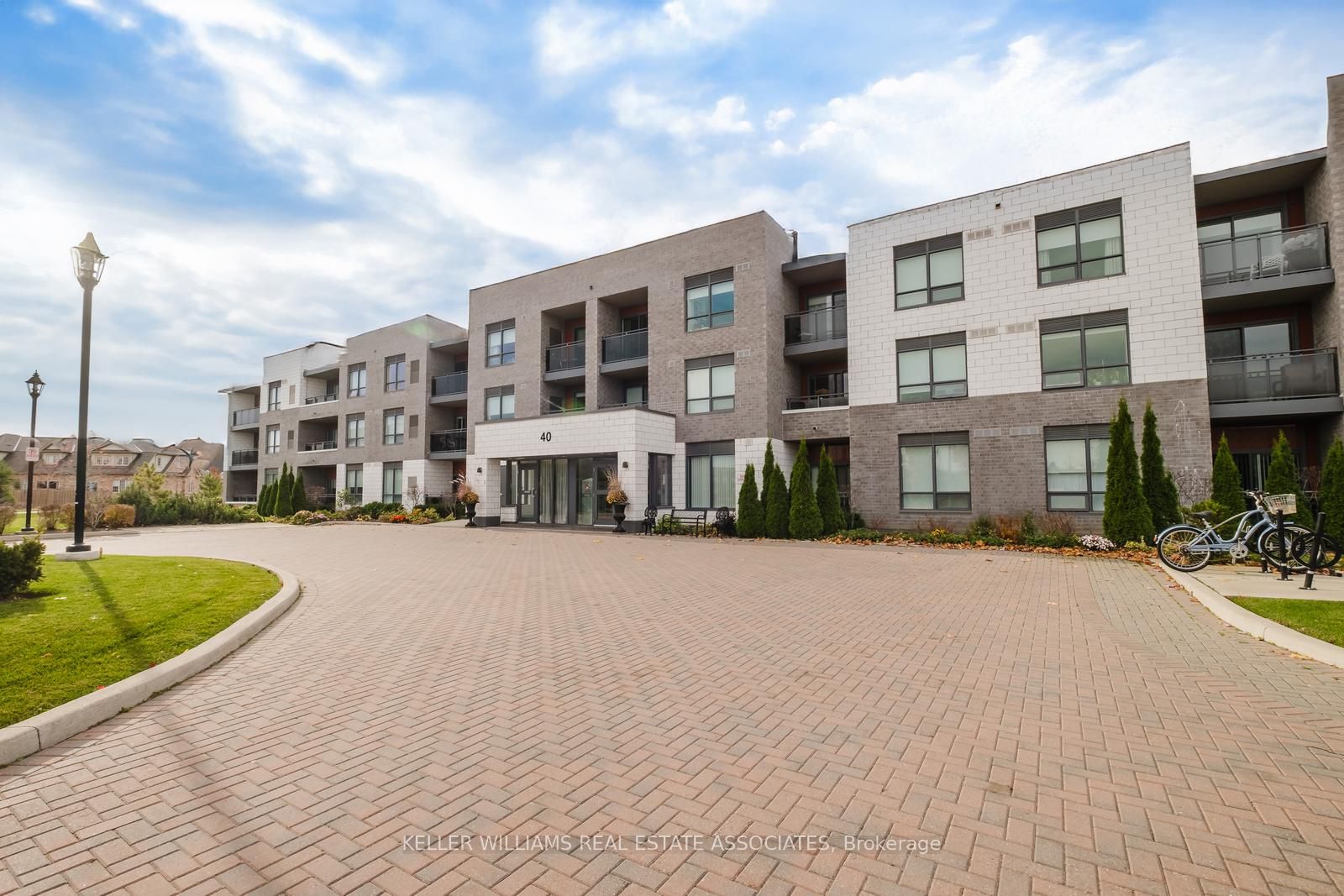 103 - 40 Via Rosedale, Brampton | For Sale @ $525,000 | Condos.ca