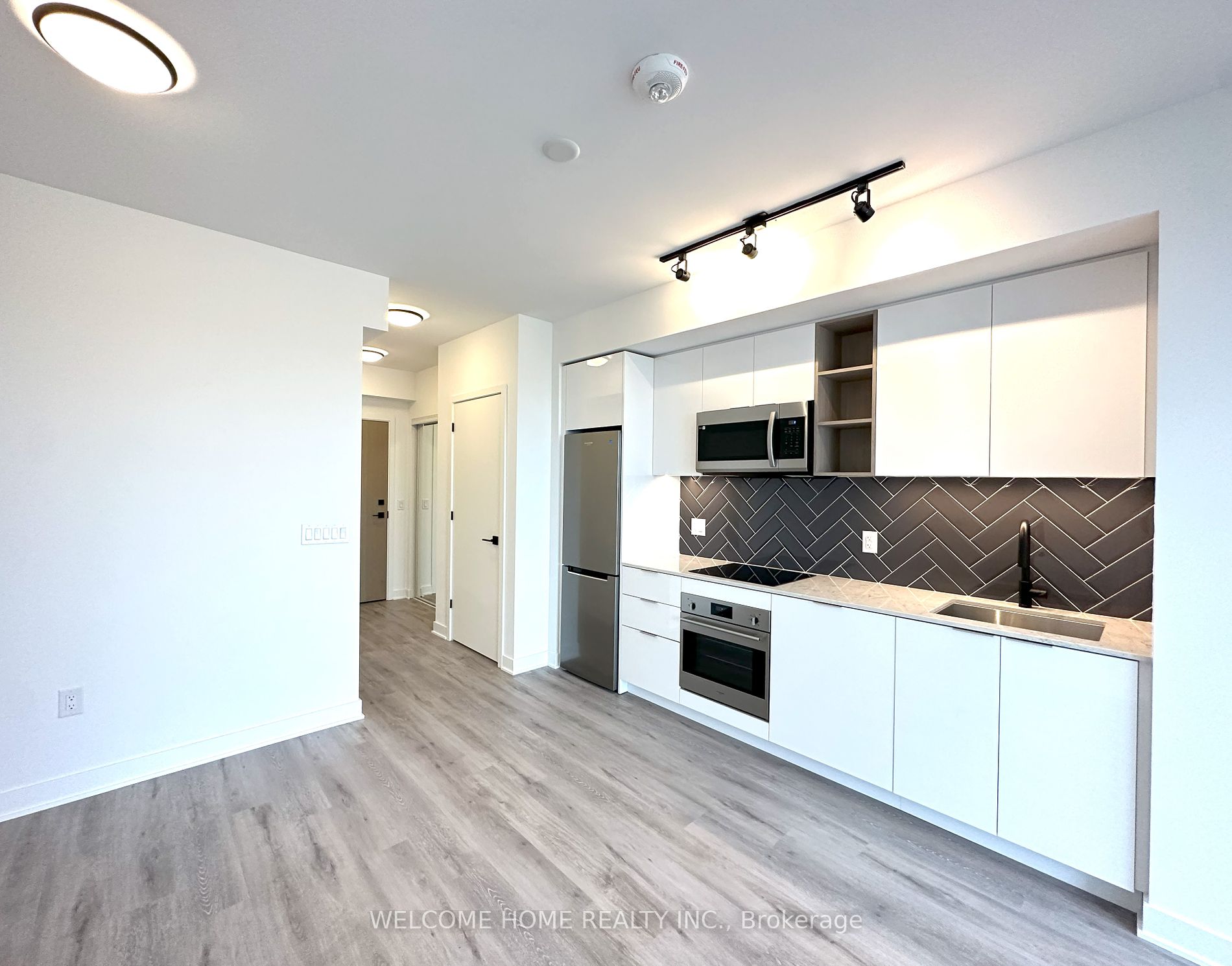 2106 - 36 Zorra St, Etobicoke | For Rent @ $2,499 | Condos.ca