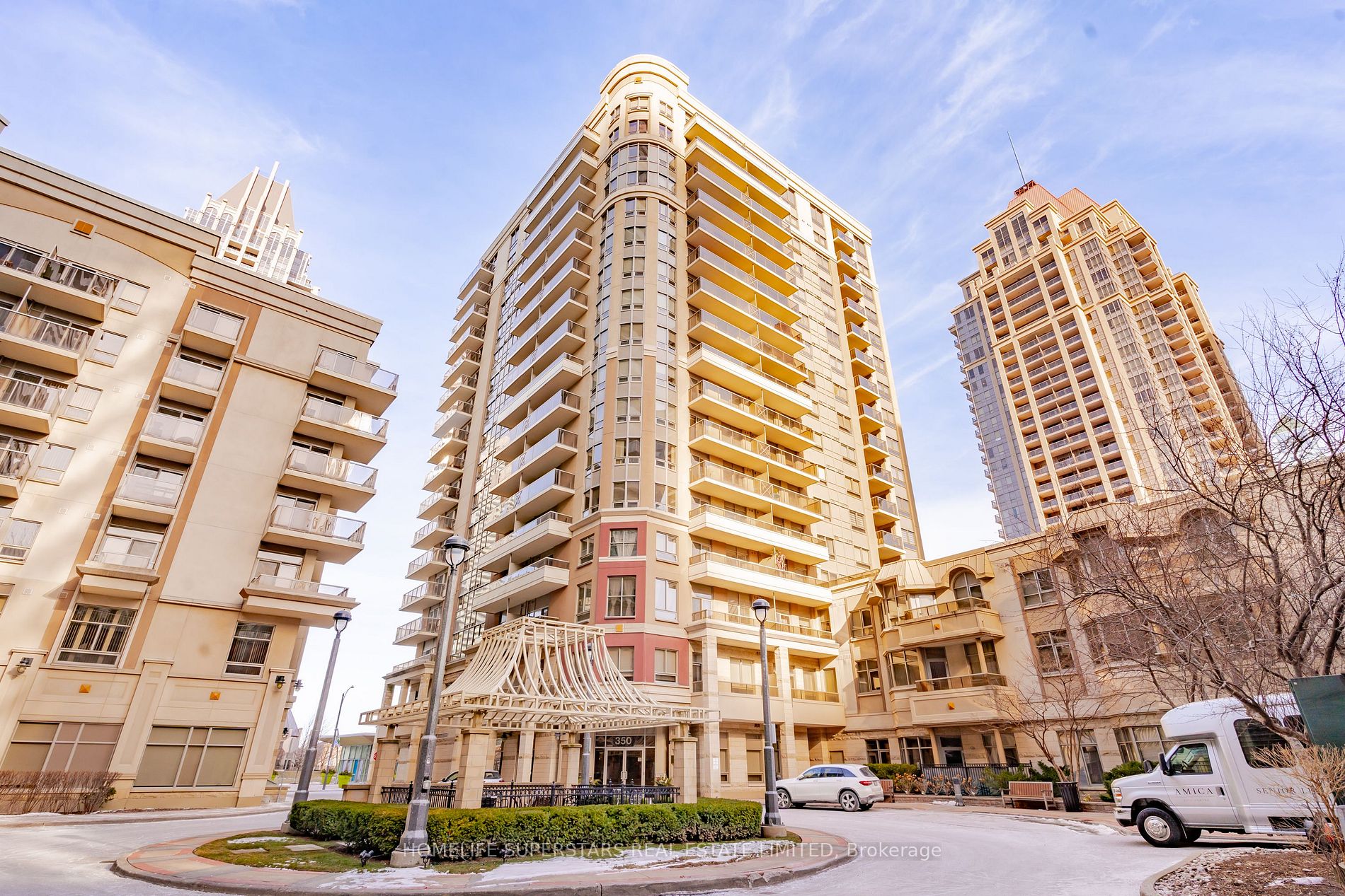 109 - 350 Princess Royal Dr, Mississauga | Sold, W11948958 | Condos.ca