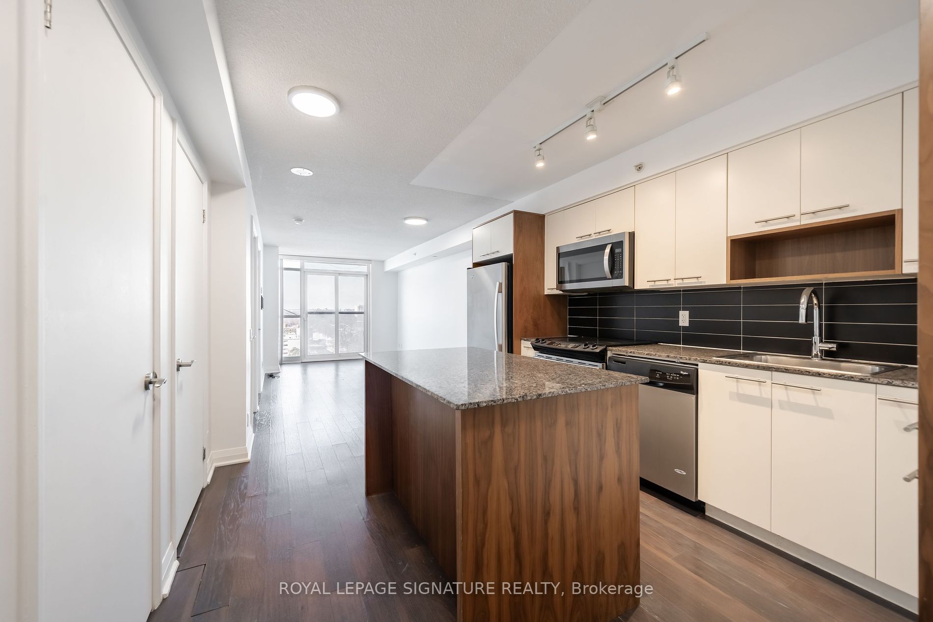 1208 - 5 Valhalla Inn Rd, Etobicoke | For Rent @ $2,250 | Condos.ca