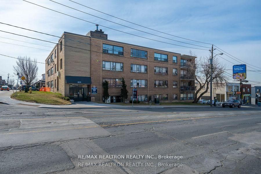 106 - 2507 Eglinton Ave W, | For Rent @ $2,375 | Condos.ca