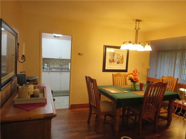 102 - 19 Four Winds Dr, North York | Expired, W4243593 | Condos.ca
