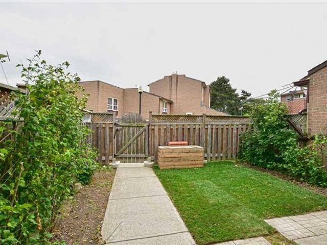 165 - 252 John Garland Blvd, Etobicoke | Expired, W4262532 | Condos.ca