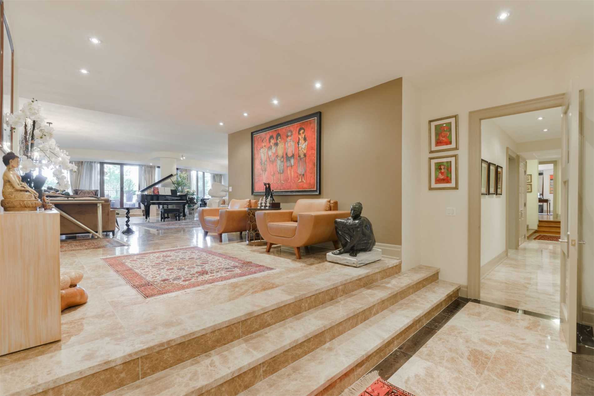 102 - 2095 Lake Shore Blvd W, Etobicoke | Expired, W4307247 | Condos.ca