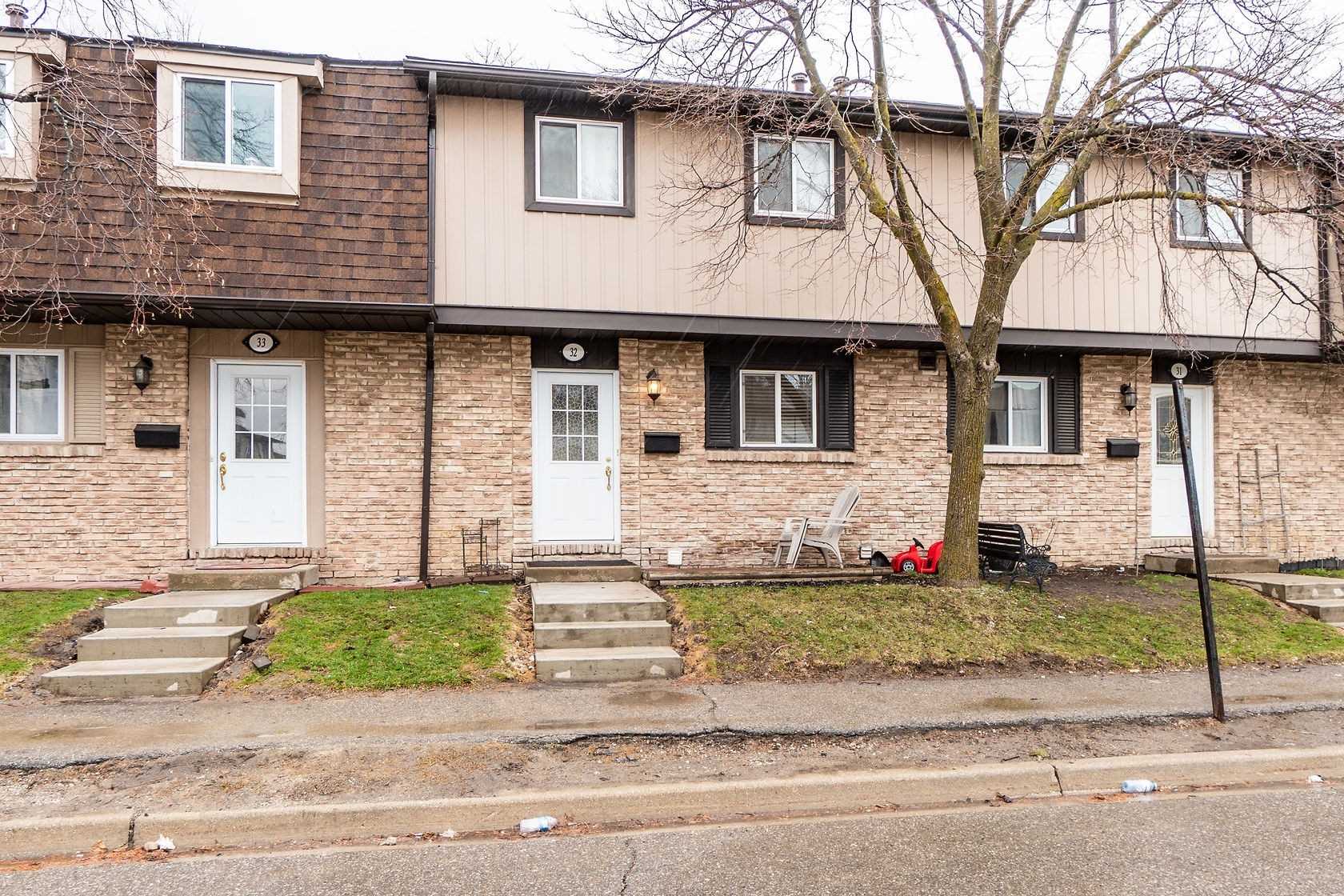 32 - 93 Hansen Rd N, Brampton | Terminated, W4412454 | Condos.ca