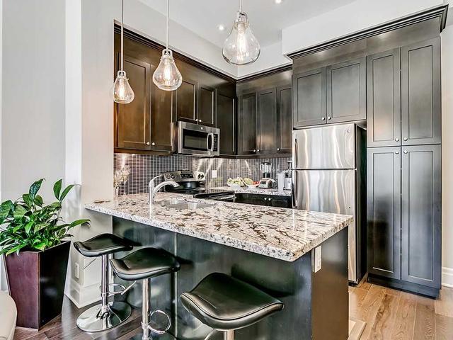 108 - 2300 Upper Middle Rd W, Oakville | Leased, W4420367 | Condos.ca