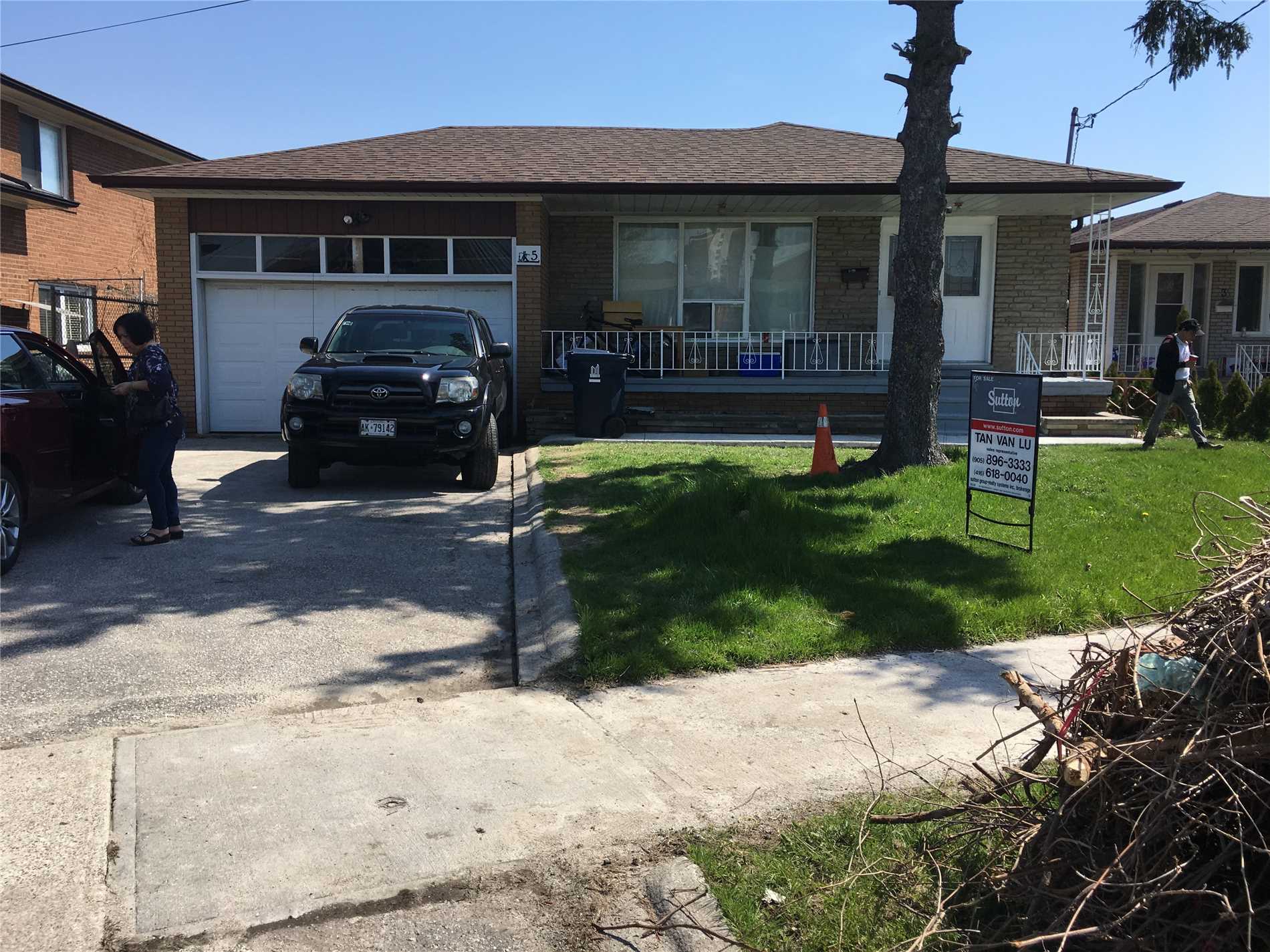 5 Laskay Cres, North York | Terminated, W4445200 | MrLOFT.ca