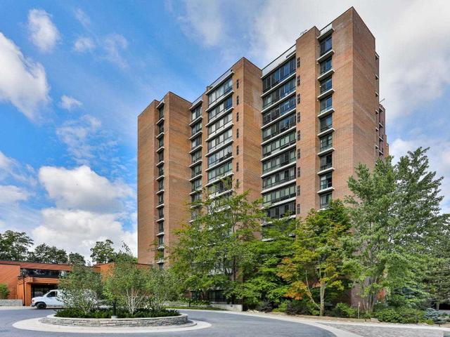 1013 - 1400 Dixie Rd, Mississauga | Sold, W4868406 | Condos.ca