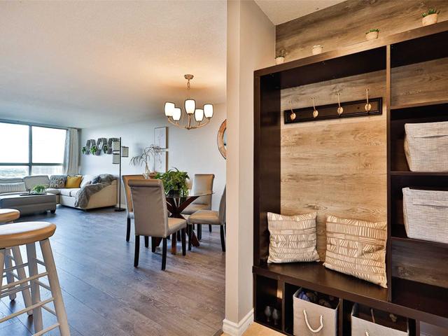 716 - 4185 Shipp Dr, Mississauga | Sold, W4893008 | Condos.ca