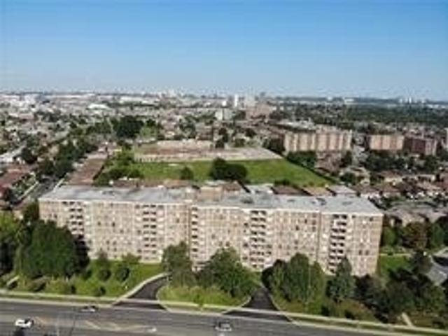 411 - 2825 Islington Ave, North York | Sold, W4918390 | Condos.ca