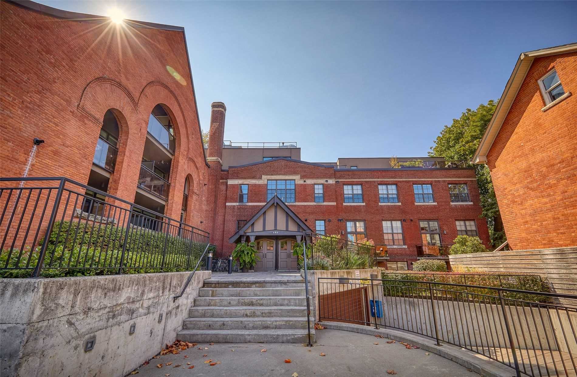 305 - 152 Annette St, Toronto | Terminated, W4931913 | Condos.ca