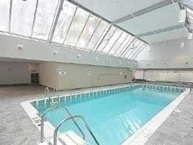 PH203 - 325 Webb Dr, Mississauga | Terminated, W4950167 | Condos.ca