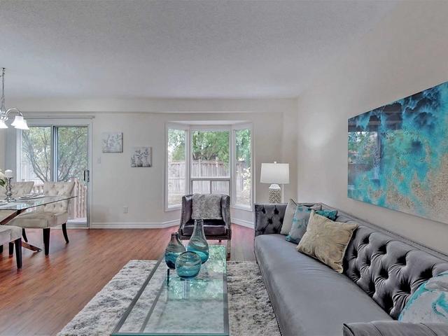 33 - 2355 Fifth Line W, Mississauga | Sold, W4956051 | Condos.ca