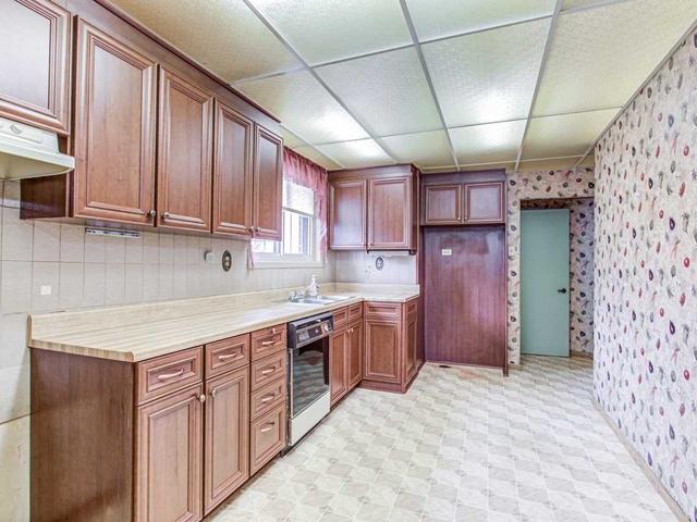 18 Rubydale Gardens, North York, ON | MrLOFT.ca