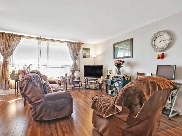 907 - 3390 Weston Rd, North York | Sold, W5093667 | Condos.ca