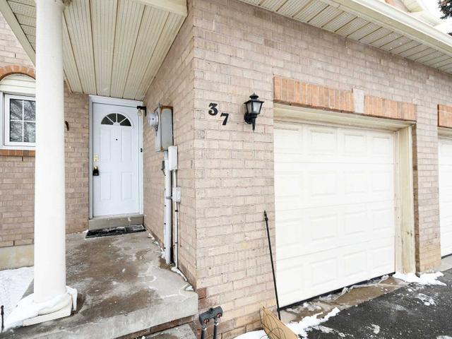 37 Chipstead Ave, Brampton | Sold, W5118076 | Condos.ca