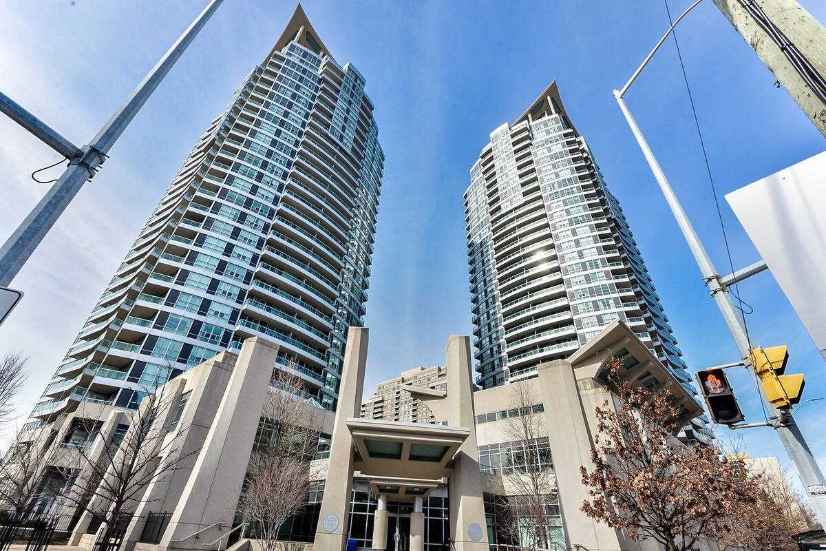 212 - 33 Elm Dr W, Mississauga | Sold, W5125692 | Condos.ca