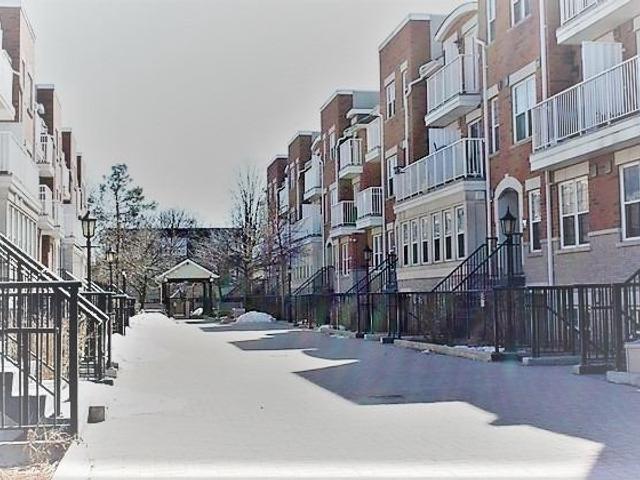 36 - 37 Four Winds Dr, North York | Sold, W5138210 | Condos.ca