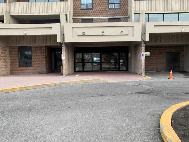 301 - 3390 Weston Rd, North York | Sold, W5156503 | Condos.ca