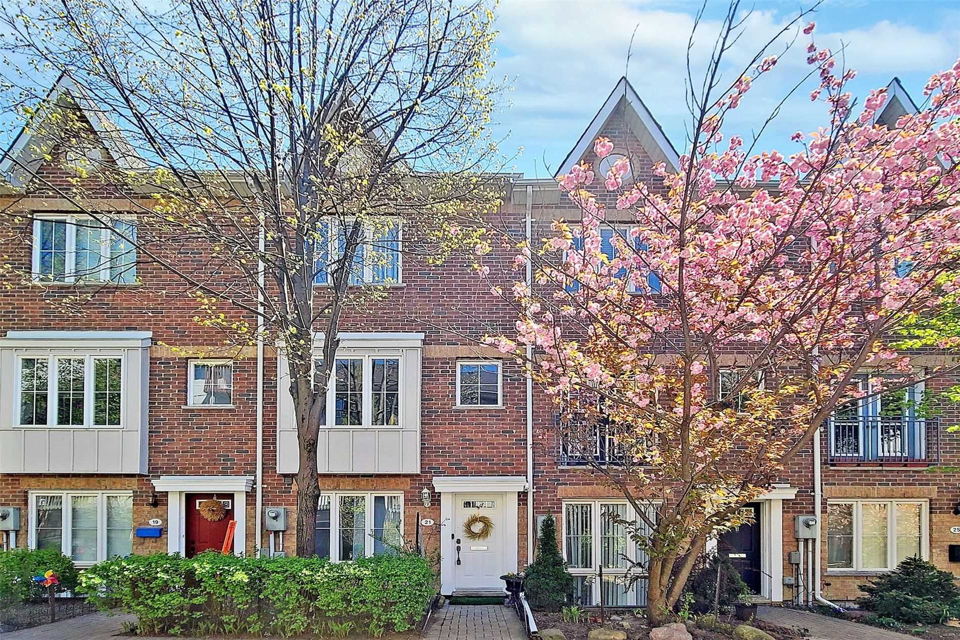 21 - 21 Pear Tree Mews, Toronto | Terminated, W5233599 | Condos.ca